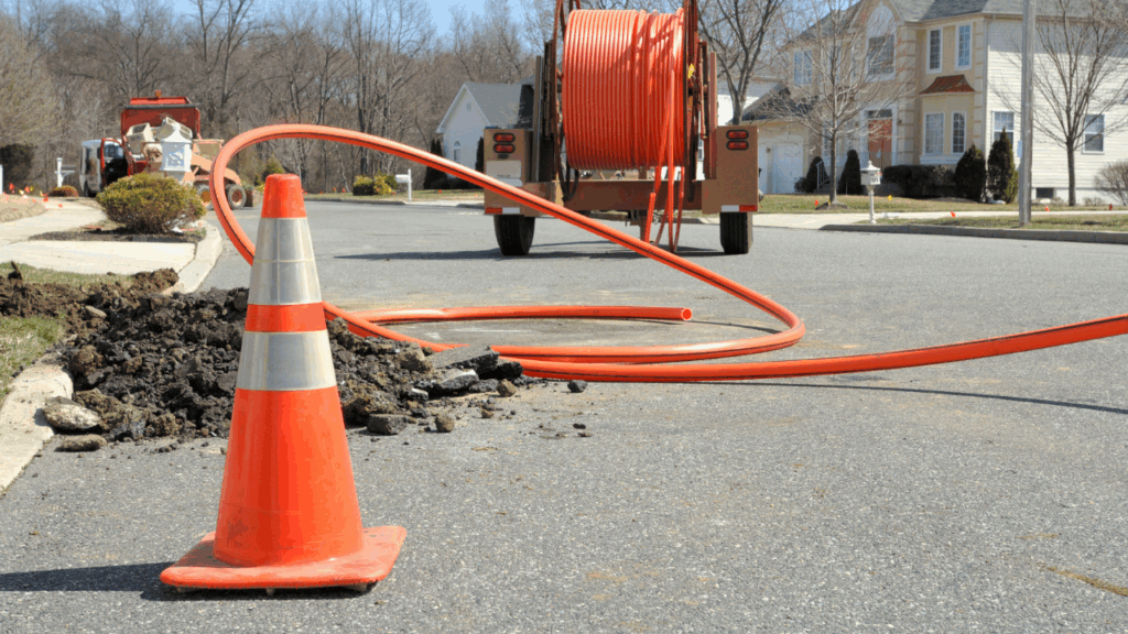 Telecoms and Fiber Optic Cable Locating to Avoid Disruptions