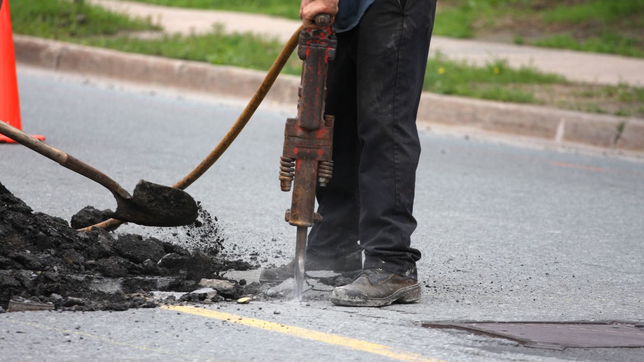 Know Before You Dig in Arizona: Call 811 for Safe Digging